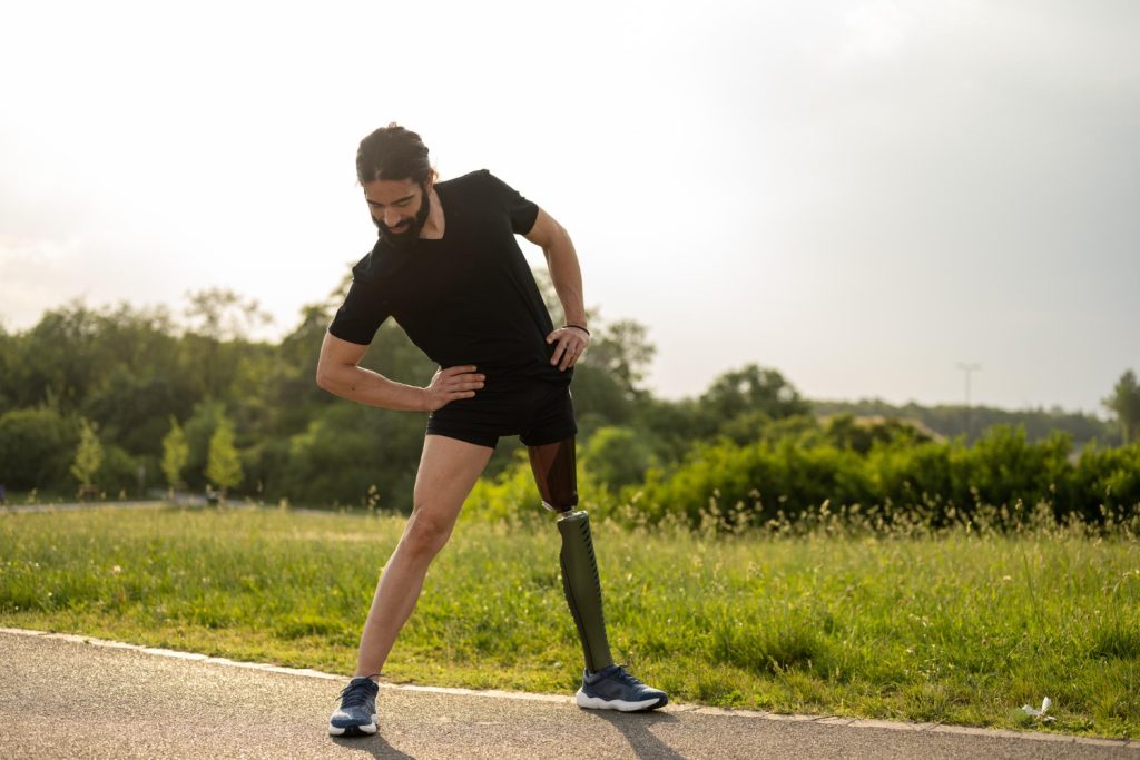 The Role of Physical Therapy in Prosthetic Rehabilitation - Apolo